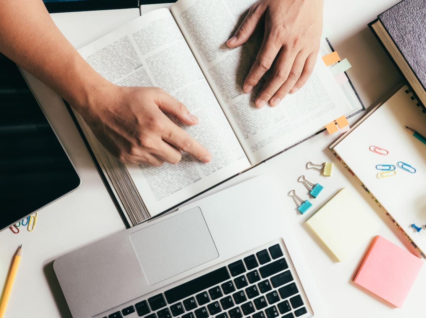 Comment les universités détectent-elles ChatGPT ? Quels outils ...